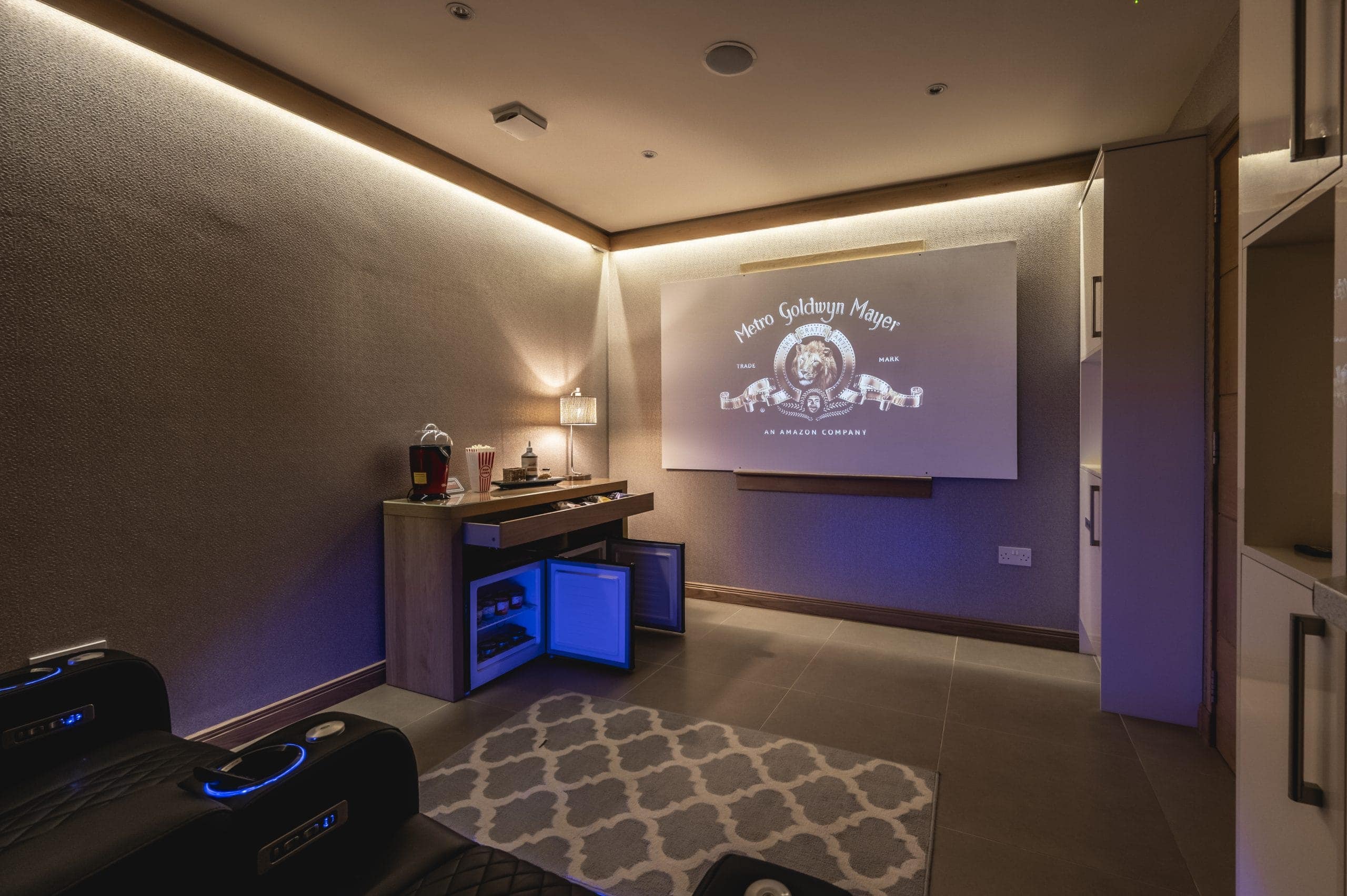 Cinema 5 – The Retreat Cabin